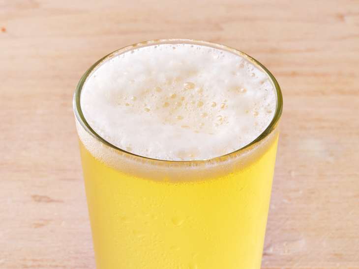 3 Summer Beers That Taste Like “Pure Sunshine” in a Can | Apartment Therapy