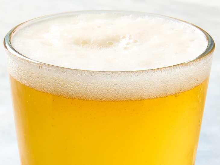 Best Non-Alcoholic Beer, According to a Beer Bartender | The Kitchn