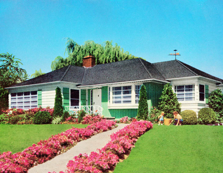 Tea at Trianon: Retro Landscaping Trends That Are Making a Comeback