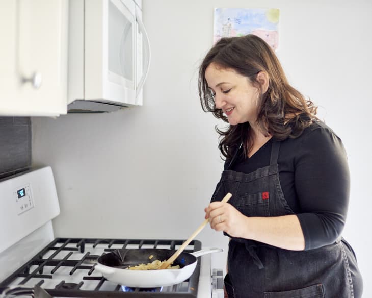 Deb Perelman of Smitten Kitchen Is Now on YouTube | The Kitchn