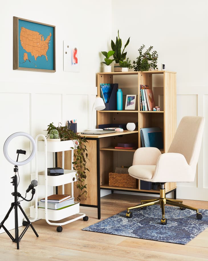 This Smart Tech (and Smart-Looking) Furniture Unlocks Your Home Office ...