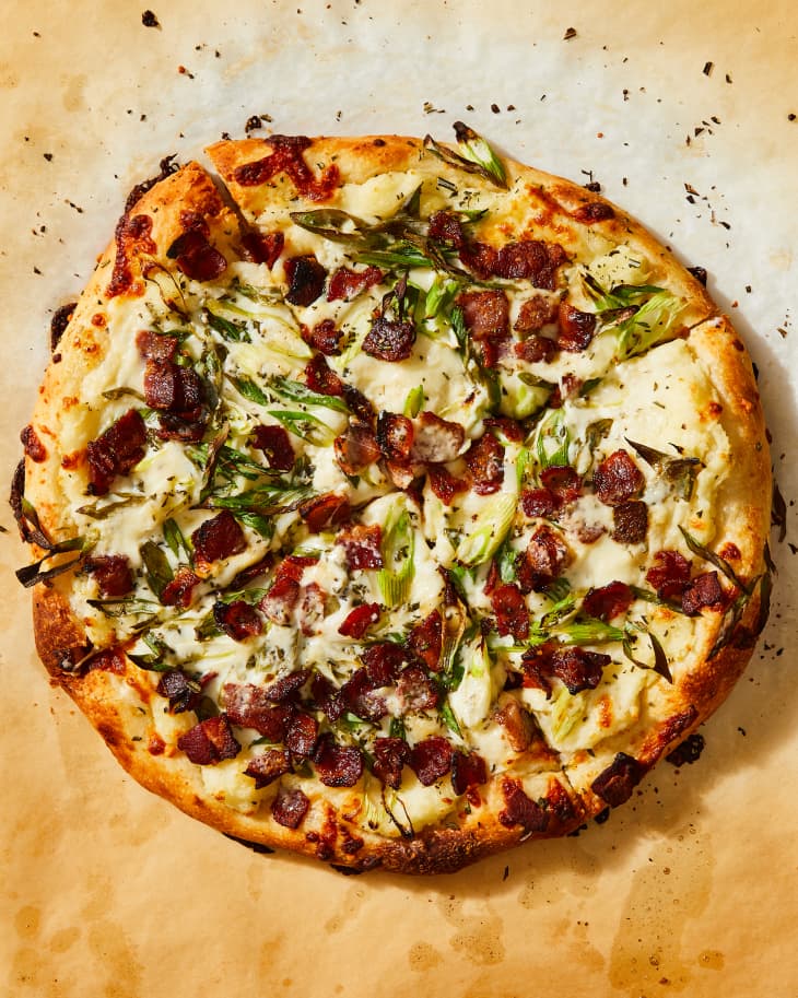 Mashed Potato and Bacon Pizza Recipe | The Kitchn