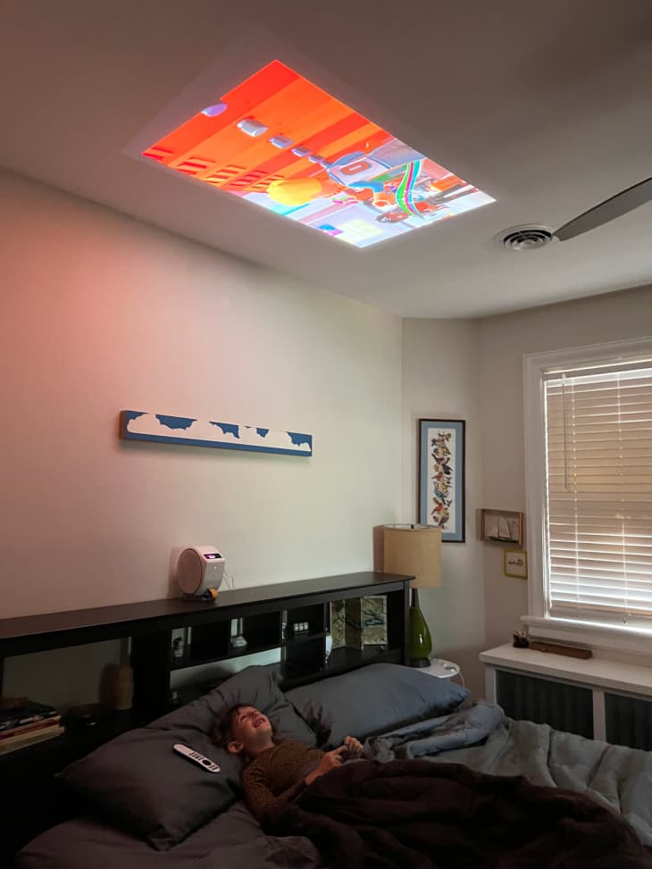 BenQ GV31 Portable Smart Projector Review (Great for Families ...