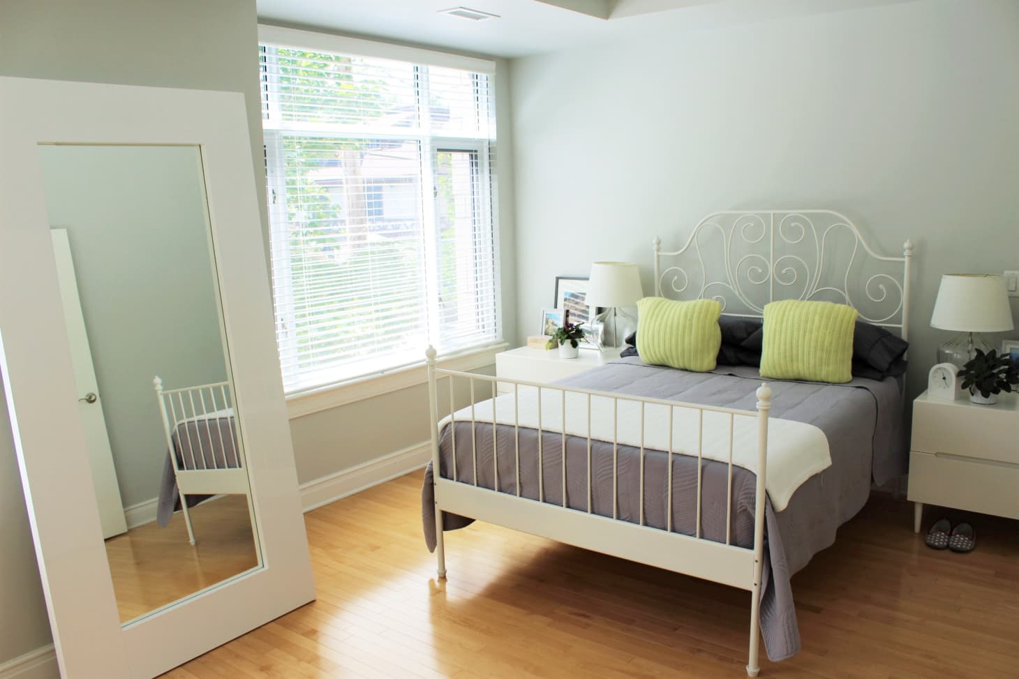 A Crisp & Classic Canadian Apartment | Apartment Therapy