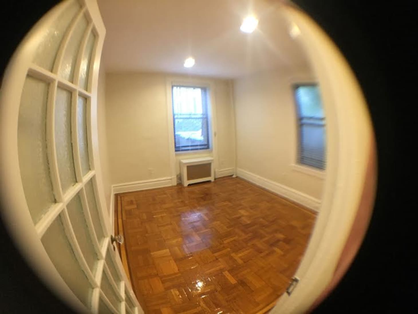 Fisheye Lens Apartment Viewing Tip | Apartment Therapy