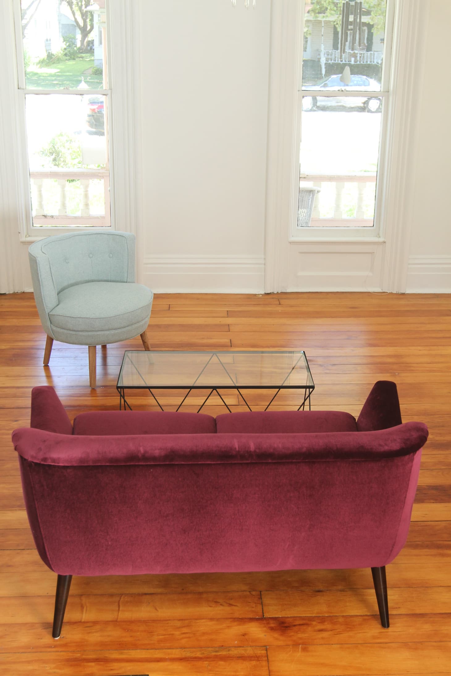 Design School Case Study: Sample Room Layouts for Ashley’s Living Room ...