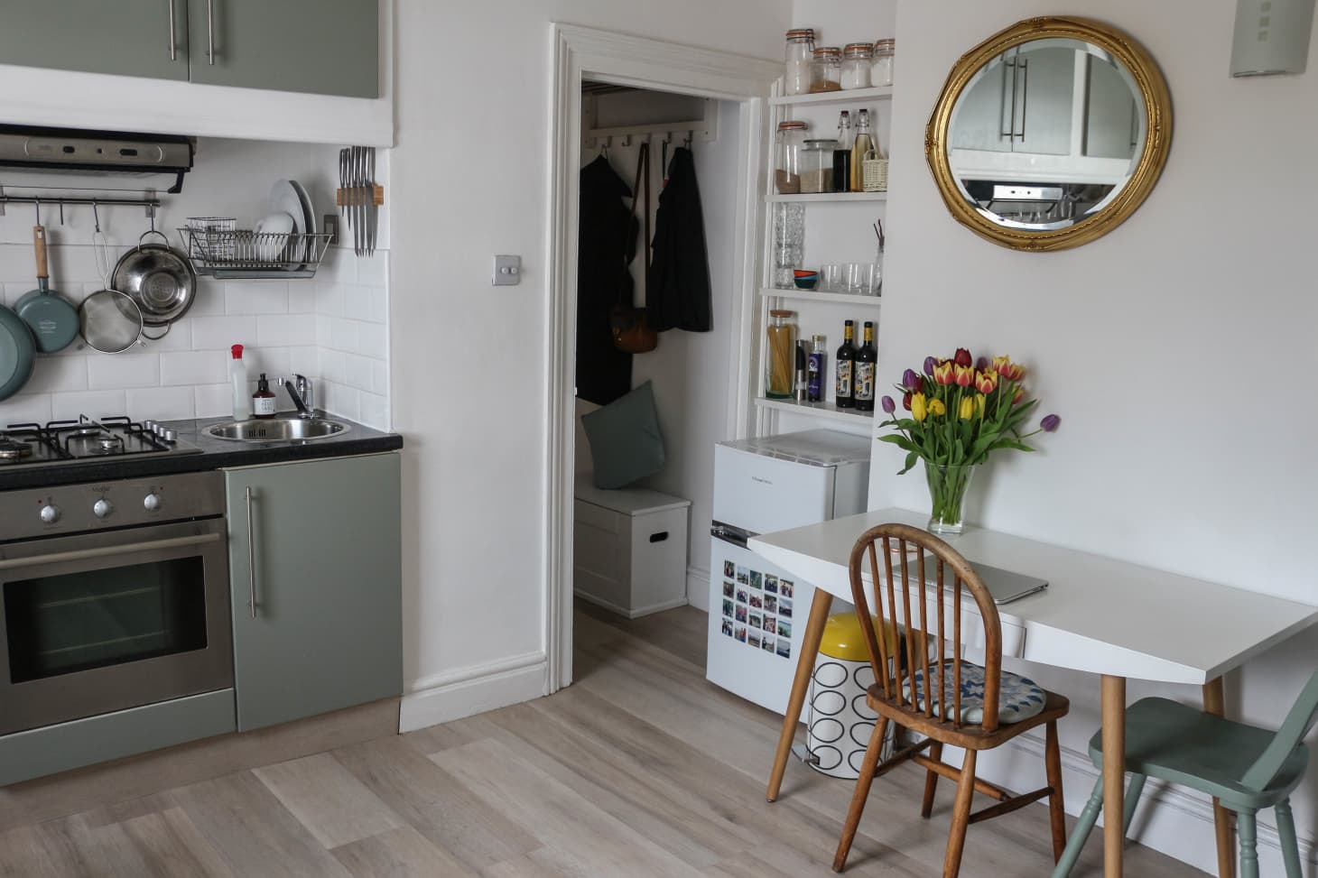 300-Square-Foot Small London Flat Tour | Apartment Therapy