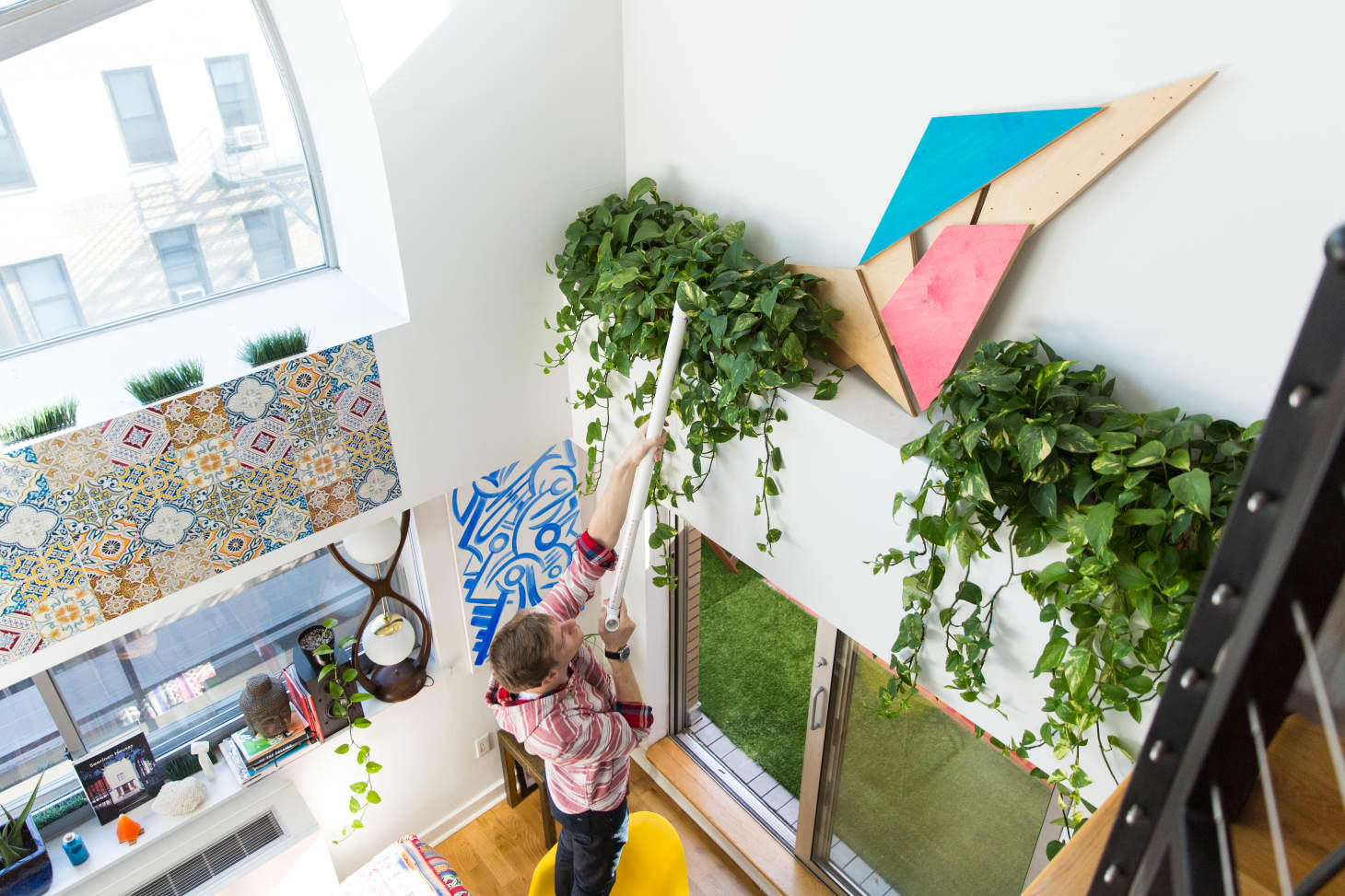 How to Display Houseplants: 65 of Our Favorite Plant-Display Ideas ...