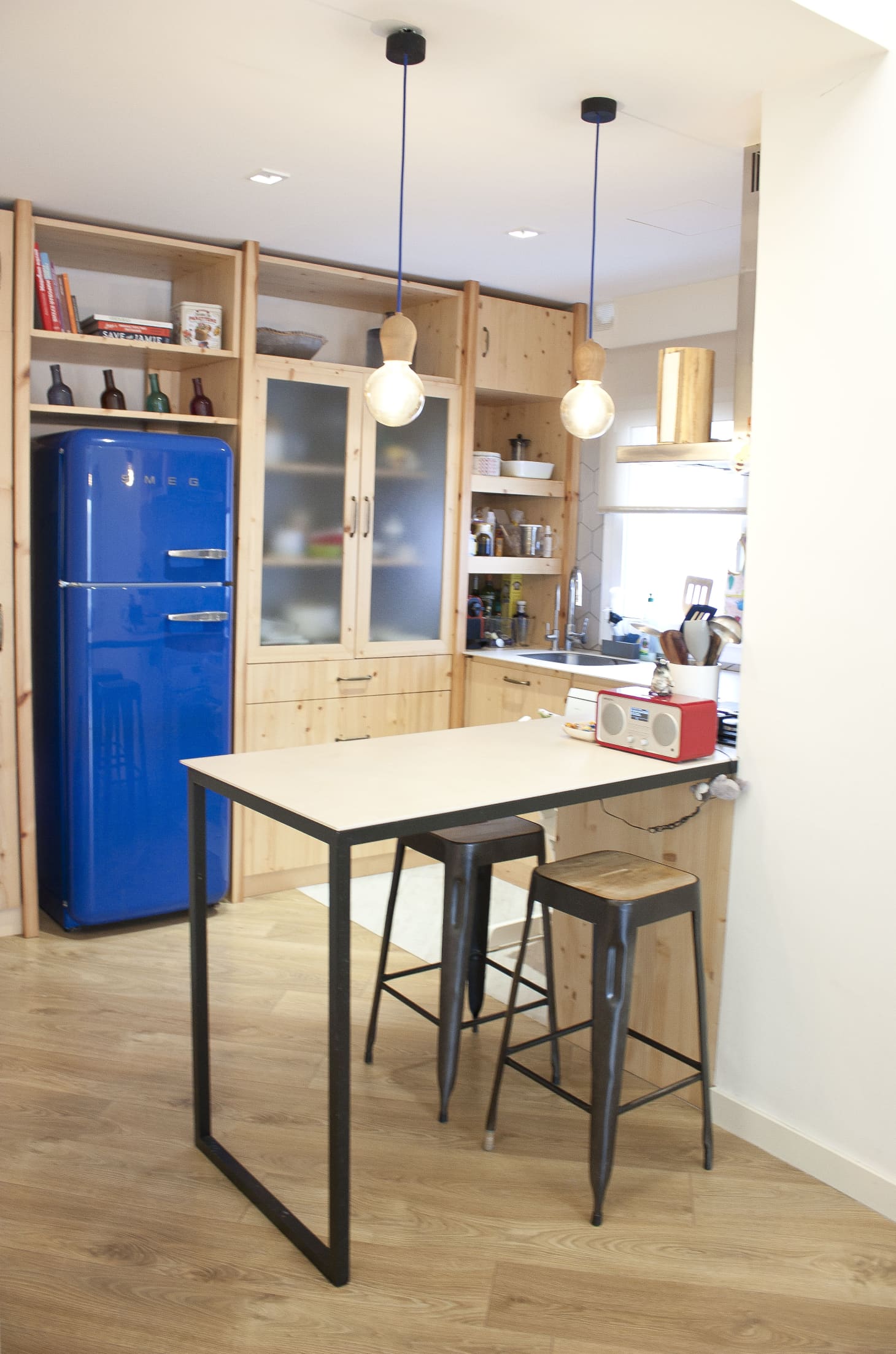 Smeg Appliances In Stylish Kitchens | Apartment Therapy