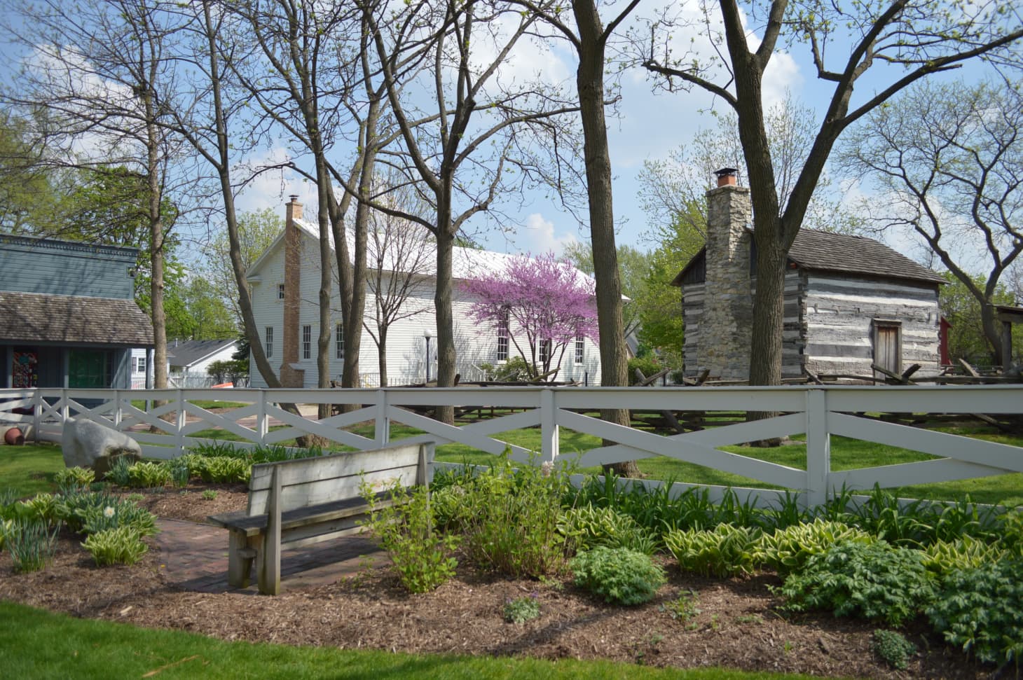 Here’s What To Do and Where To Eat in Naperville, Illinois | Apartment ...