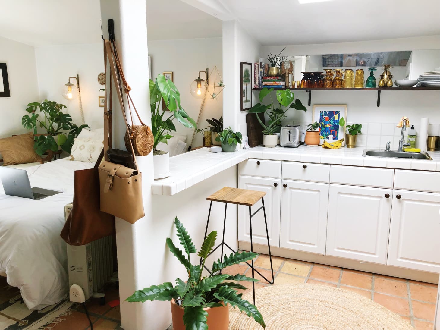 250-Square-Foot Studio Apartment Backyard Cottage Photos | Apartment ...