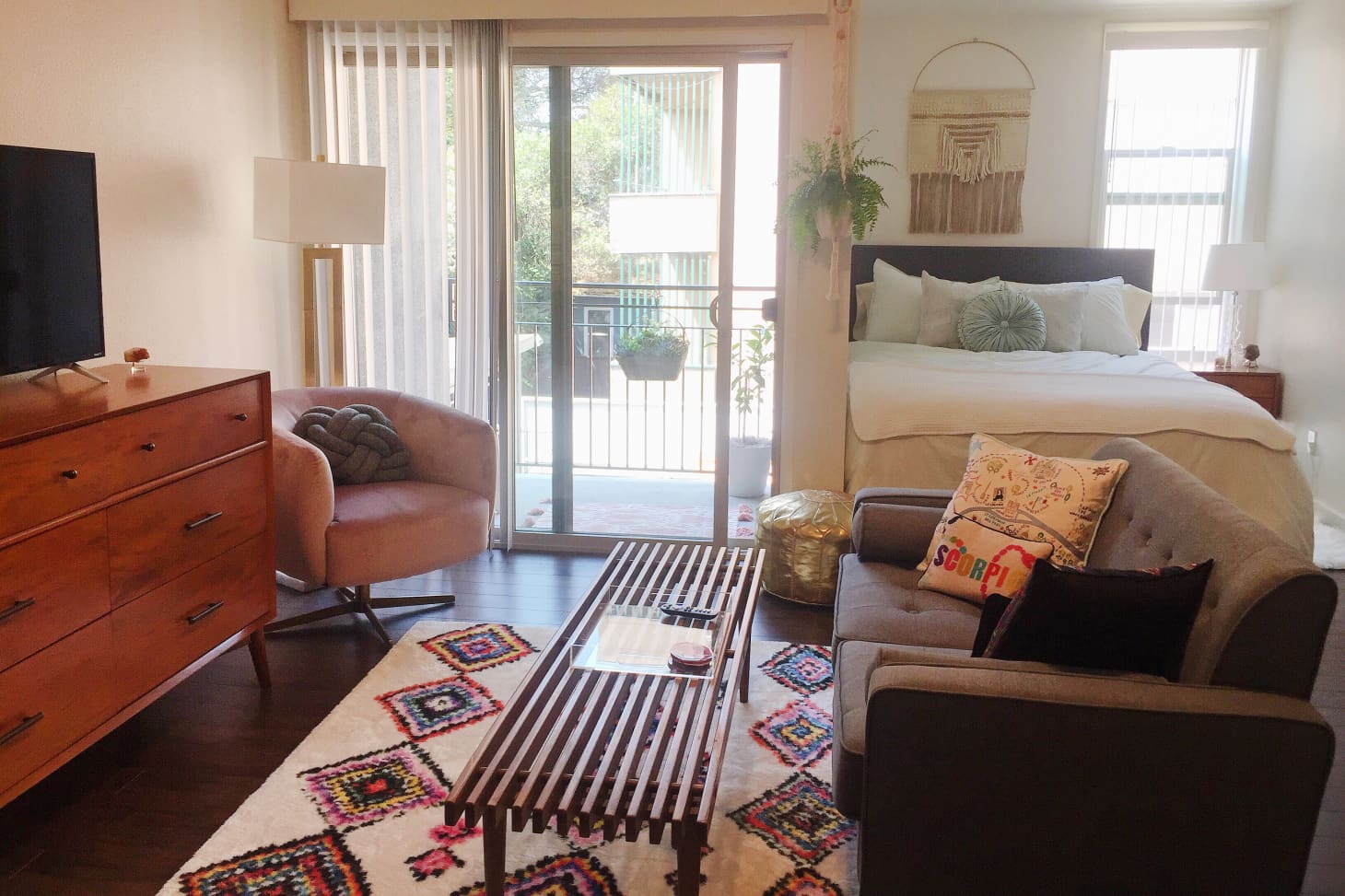 450 Square-Foot Studio Apartment Photos | Apartment Therapy