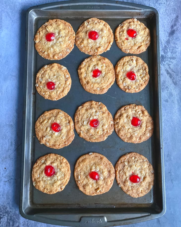 I Tried the Golden Oat Cookies Review from the World's #1 B&B | The Kitchn