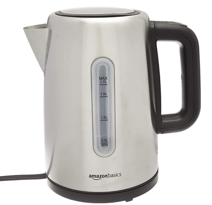 Amazon Basics Electric Kettle Review | The Kitchn