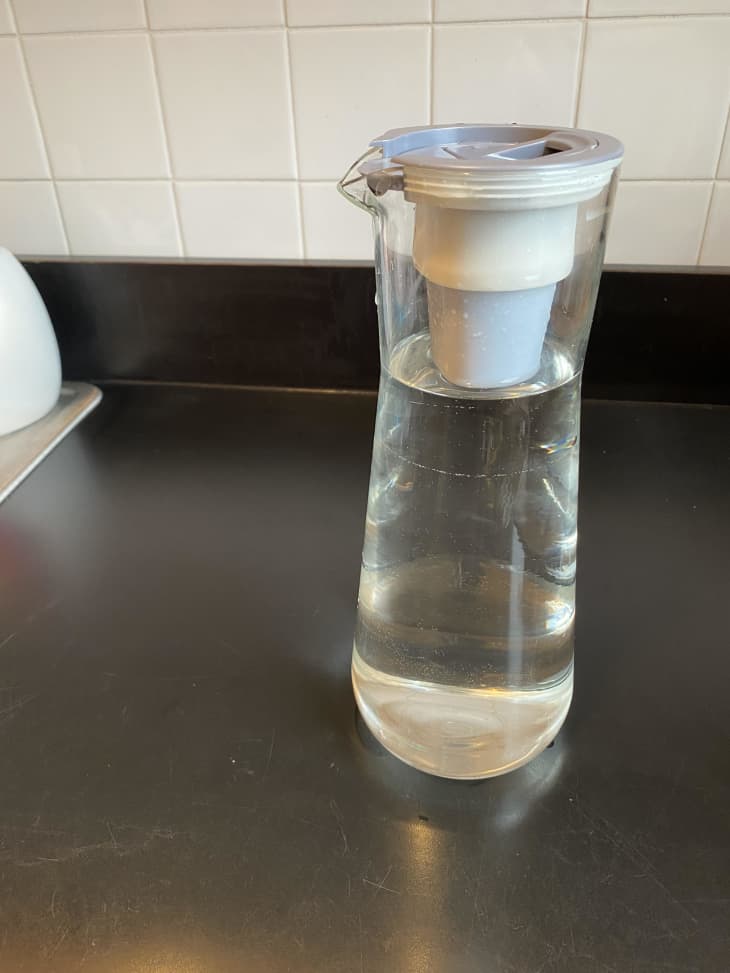 Hydros Water Filter Slim Pitcher Review | The Kitchn