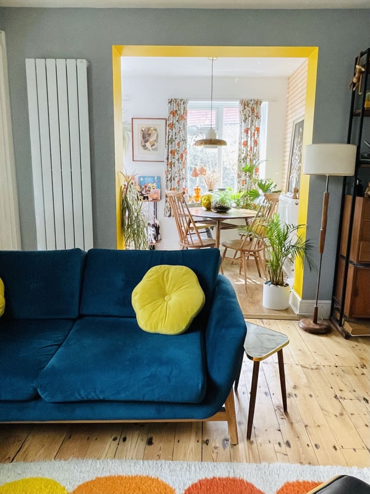 Home Design Lessons From a Retro-Inspired English Cottage | The Kitchn