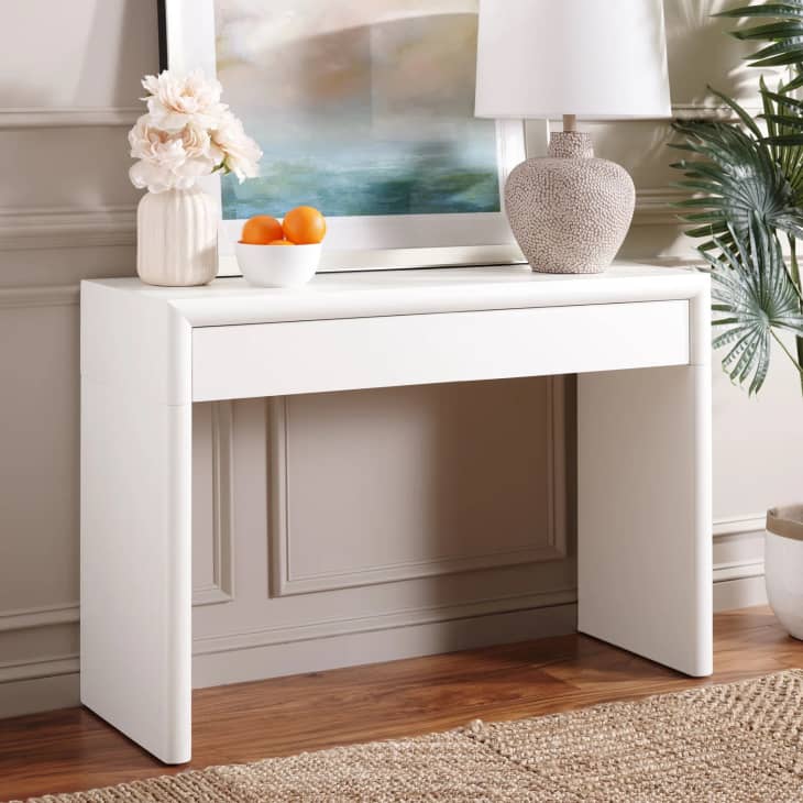 The Best 8 Entry Tables for Small Spaces Under $300 | Apartment Therapy