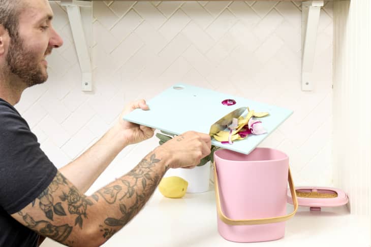 How to Compost in Apartments (with No Bugs or Smells!) | Apartment Therapy