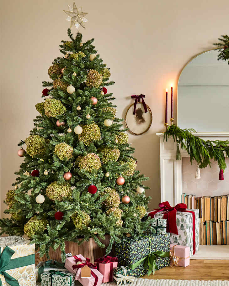 How to Use Hydrangeas as Christmas Tree Filler | Apartment Therapy