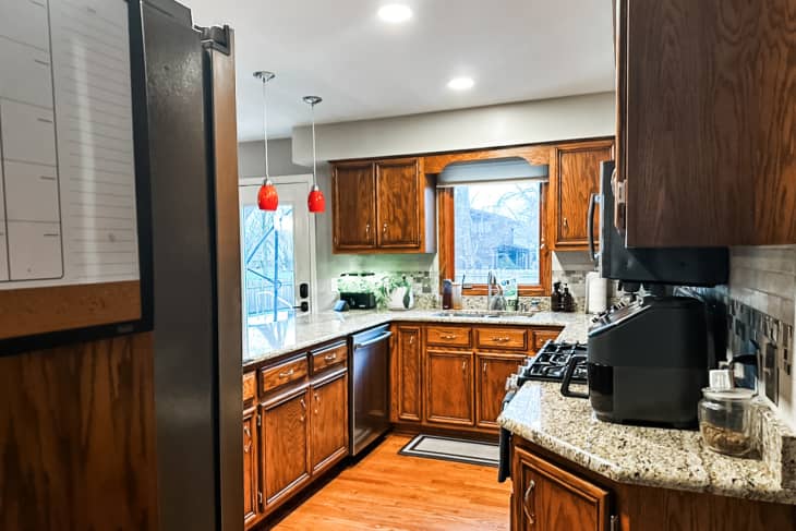 A Dated 1990s Kitchen’s Makeover Features a “Wall of Cabinets” | The Kitchn