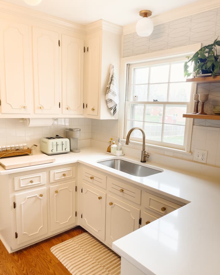 3 Reasons Your Wood Kitchen Cabinets Look "Dated" | The Kitchn