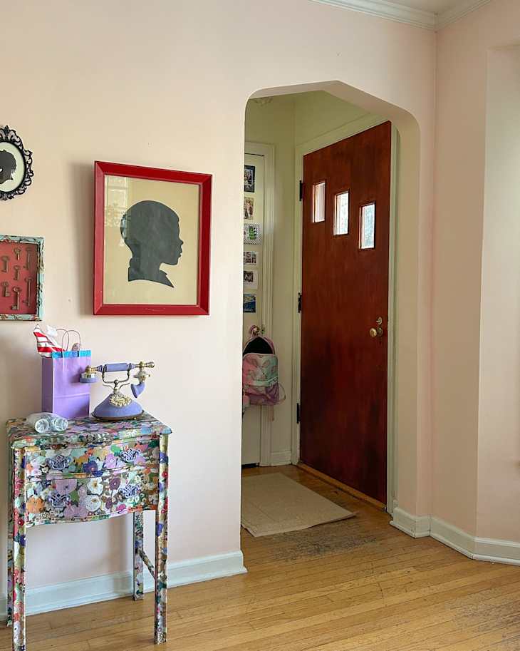 How to DIY a Painted Stencil Border | Apartment Therapy