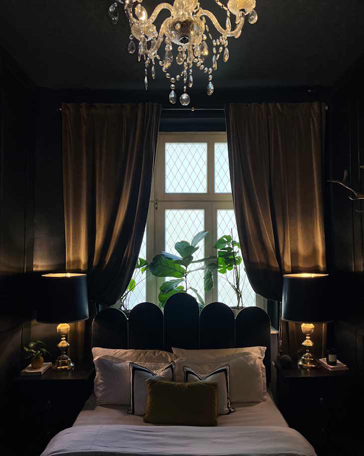 This DIY-Filled, Dramatic Bedroom Makeover Cost Less Than $500 ...