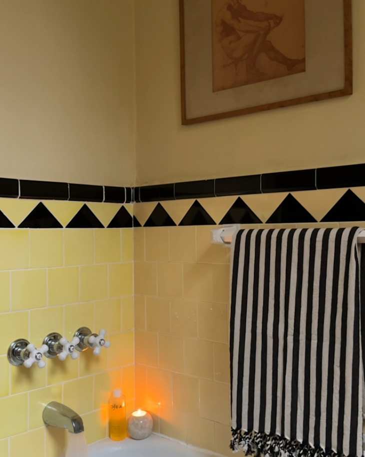 This Bathroom’s Butter Yellow Redo Makes Its Tile the Star | Apartment ...