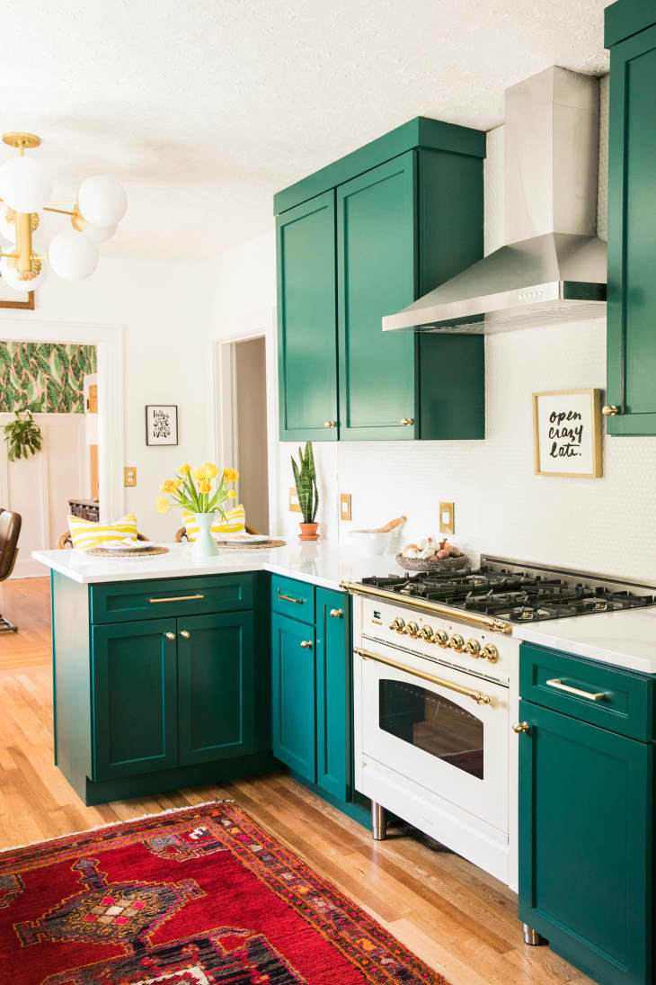 The Top 11 Dark Green Paint Colors, According to Designers | Apartment ...
