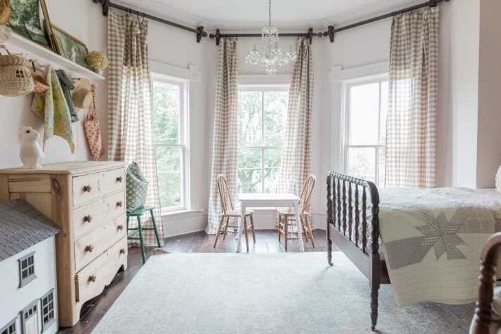 Before & After: A Laura Ashley-Inspired Girl's Room Makeover | Cubby