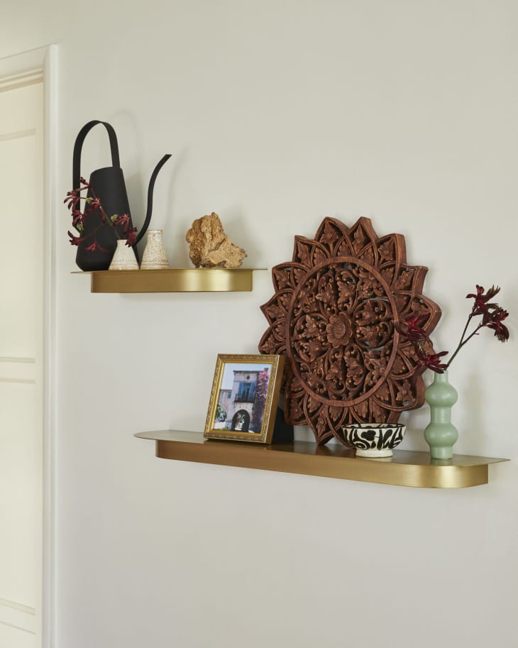 See Inside a Prop Stylist’s 600-Square-Foot Rental Apartment ...