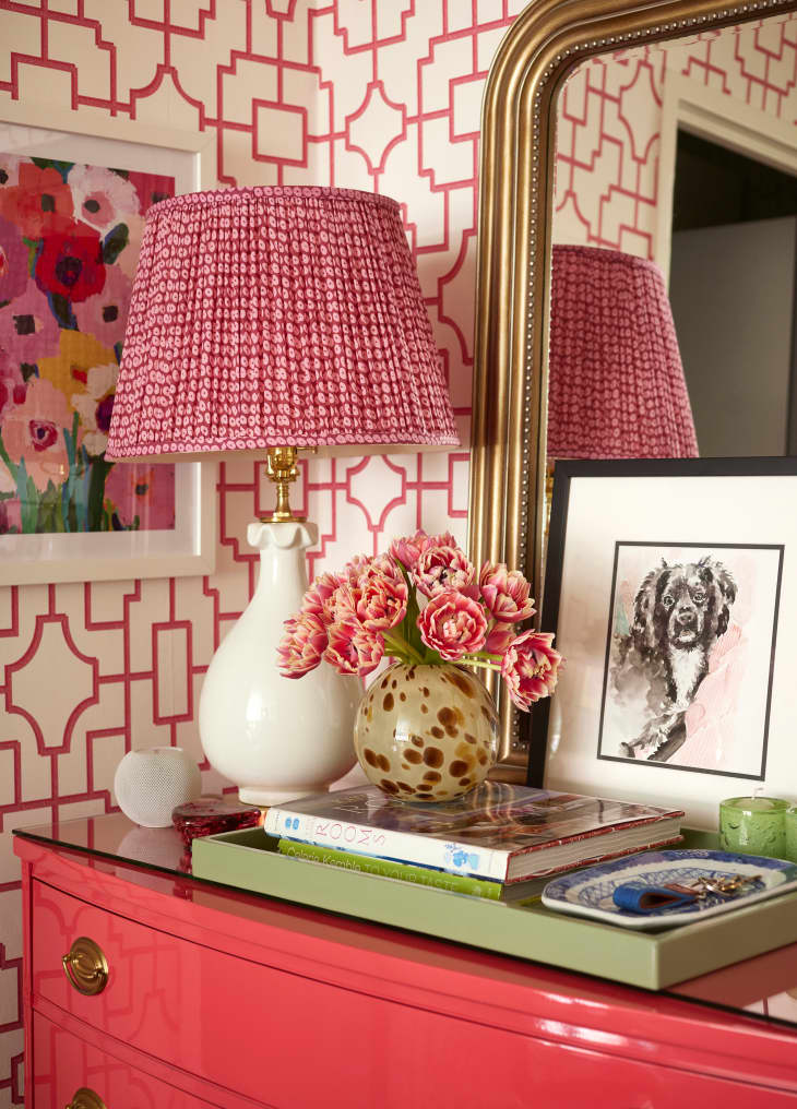 See the Striking Pink Foyer in This New York City Apartment | Apartment ...