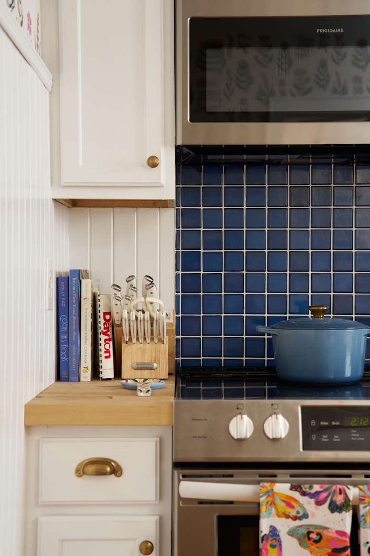 A “Tiny” 1990s Kitchen Gets the Most Joyful Makeover | Cubby