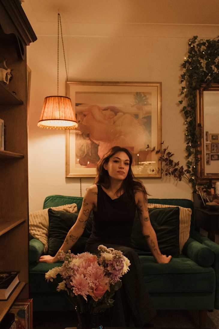See Inside a 308-Square-Foot UK Rental Studio Apartment | Apartment Therapy