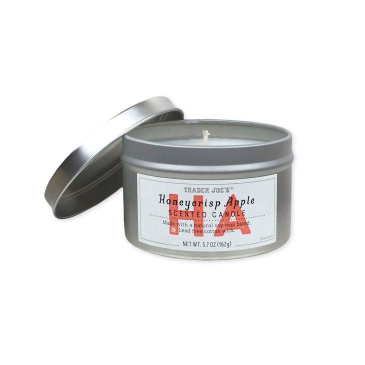 Trader Joe’s Popular Honeycrisp Apple Scented Candle Is Back | Apartment Therapy