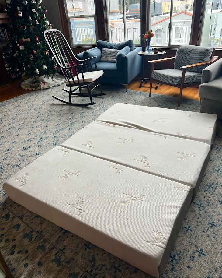 The Milliard Tri-Folding Mattress My Overnight Guests Love Me For ...