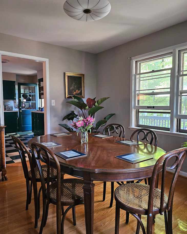 My Mom Uses Orange Glo to Make Thrift Furniture Look New | Apartment ...