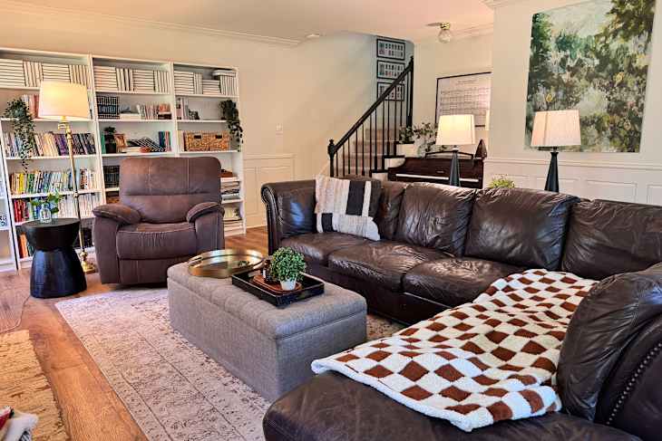 My "No Doors" Method Helps Me Clean with the Biggest Impact | Apartment ...