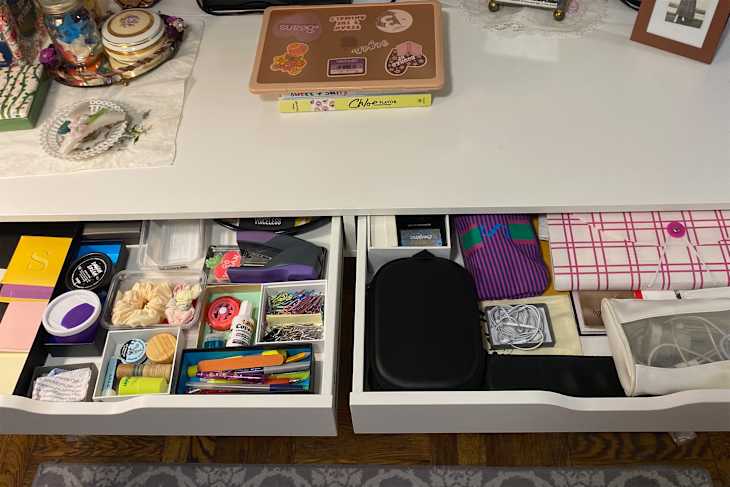 A Pro Organizer Fixed My Cluttered Desk Drawers | Apartment Therapy