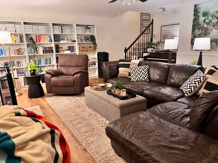 I Tried the "Race the Clock" Method to Tidy My Home | Apartment Therapy