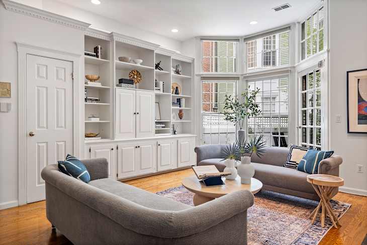 See How a Stager Revamped This Charming Boston Carriage House ...