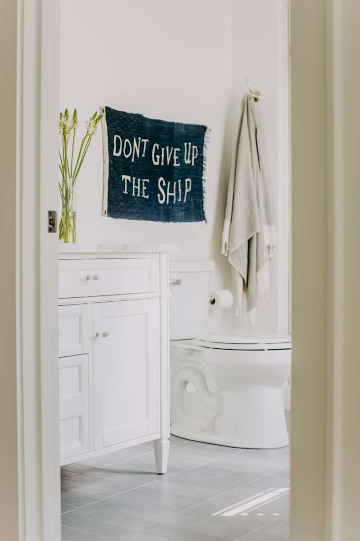 The Most Outdated Type of Art in 2024, According to Designers | The Kitchn