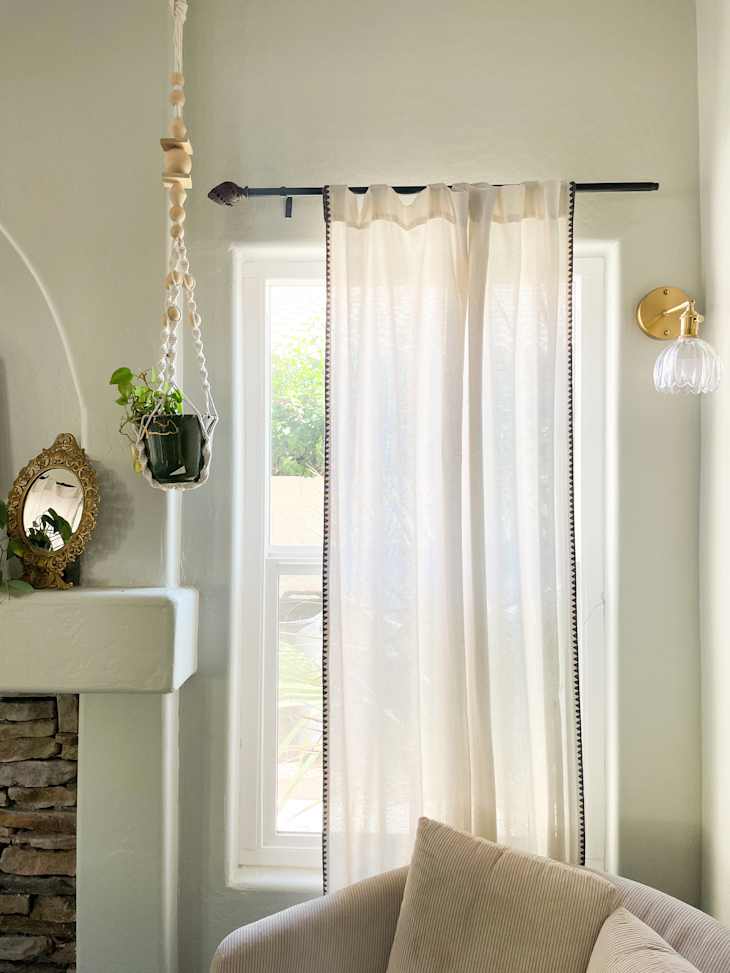 This $40 Amazon Sconce Revived My Neglected Corner | Apartment Therapy