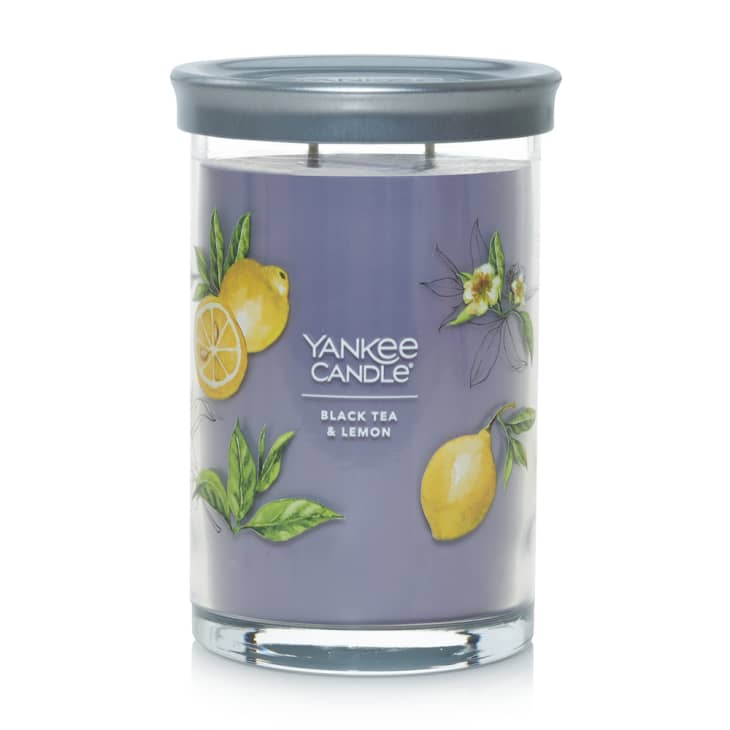 Yankee Candle Launches Signature Collection With New Design | Apartment ... Yankee Candle Launches Signature Collection With New Design | Apartment ...