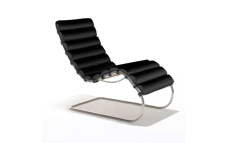 9 Modern Chaise Lounges for 2021 - Best Chaises for Stylish Rooms ...