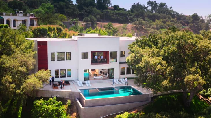 Google Maps Has Created a “Selling Sunset” Itinerary | Apartment Therapy
