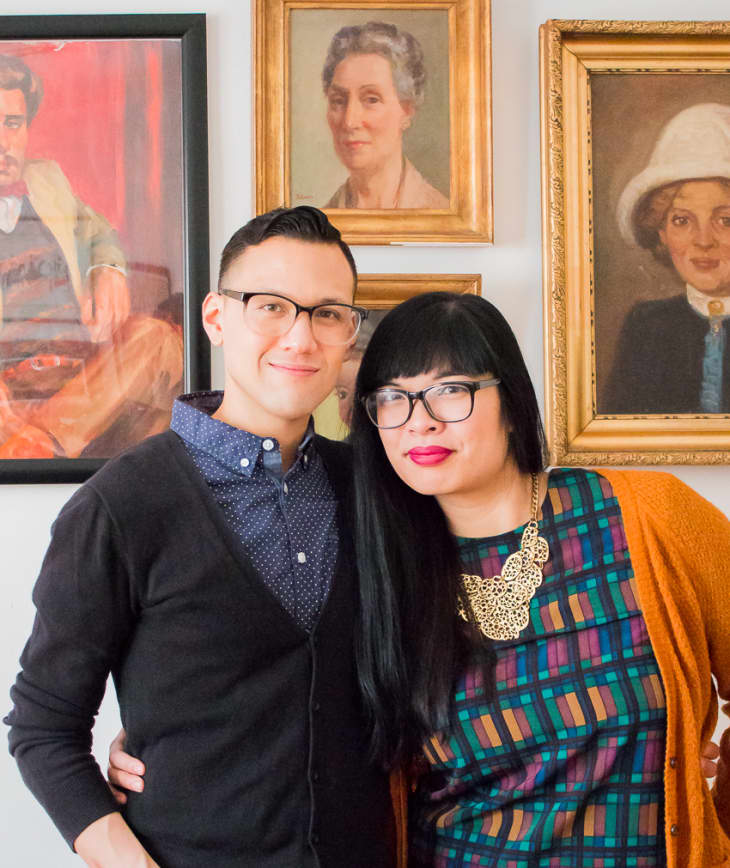 Eclectic Travelers Share Their Life and Apartment in Chicago ...