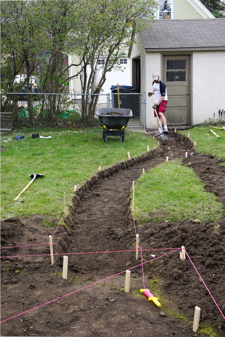 Backyard Design Project: Yard Demolition + Digging | Apartment Therapy