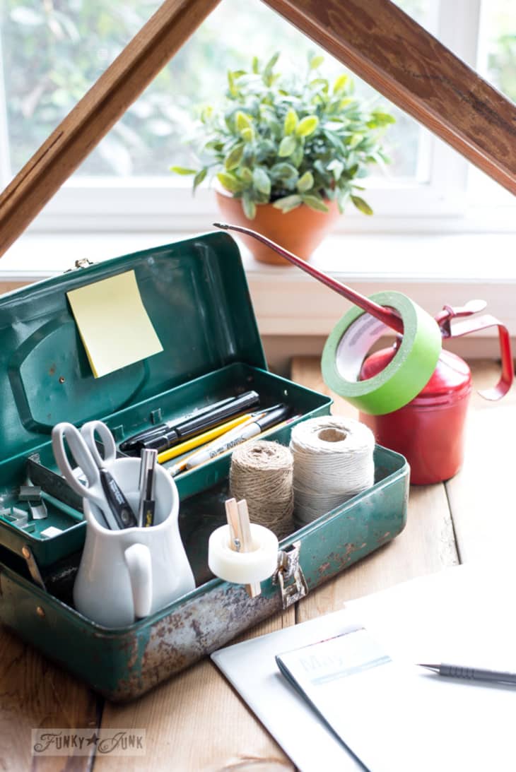 6 DIY Skills Every Homeowner Must Know, According to Reddit | Apartment ...
