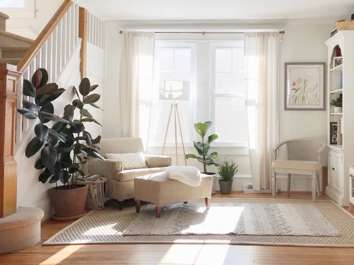 A Simple Mid-Century Home Makes Kid-Friendly Look Good | Apartment Therapy